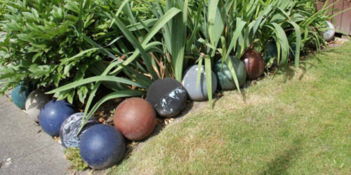 42 Creative and cheap garden edging ideas | My Dream Haus