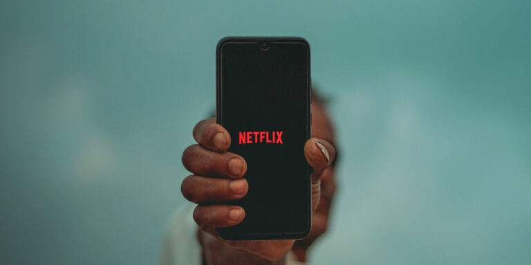 Can you mirror Netflix from Android to TV? | My Dream Haus